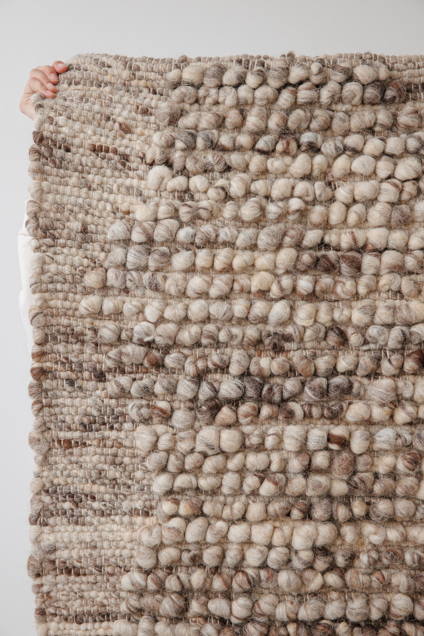 Handwoven Rug : Pebble – Wol Hide